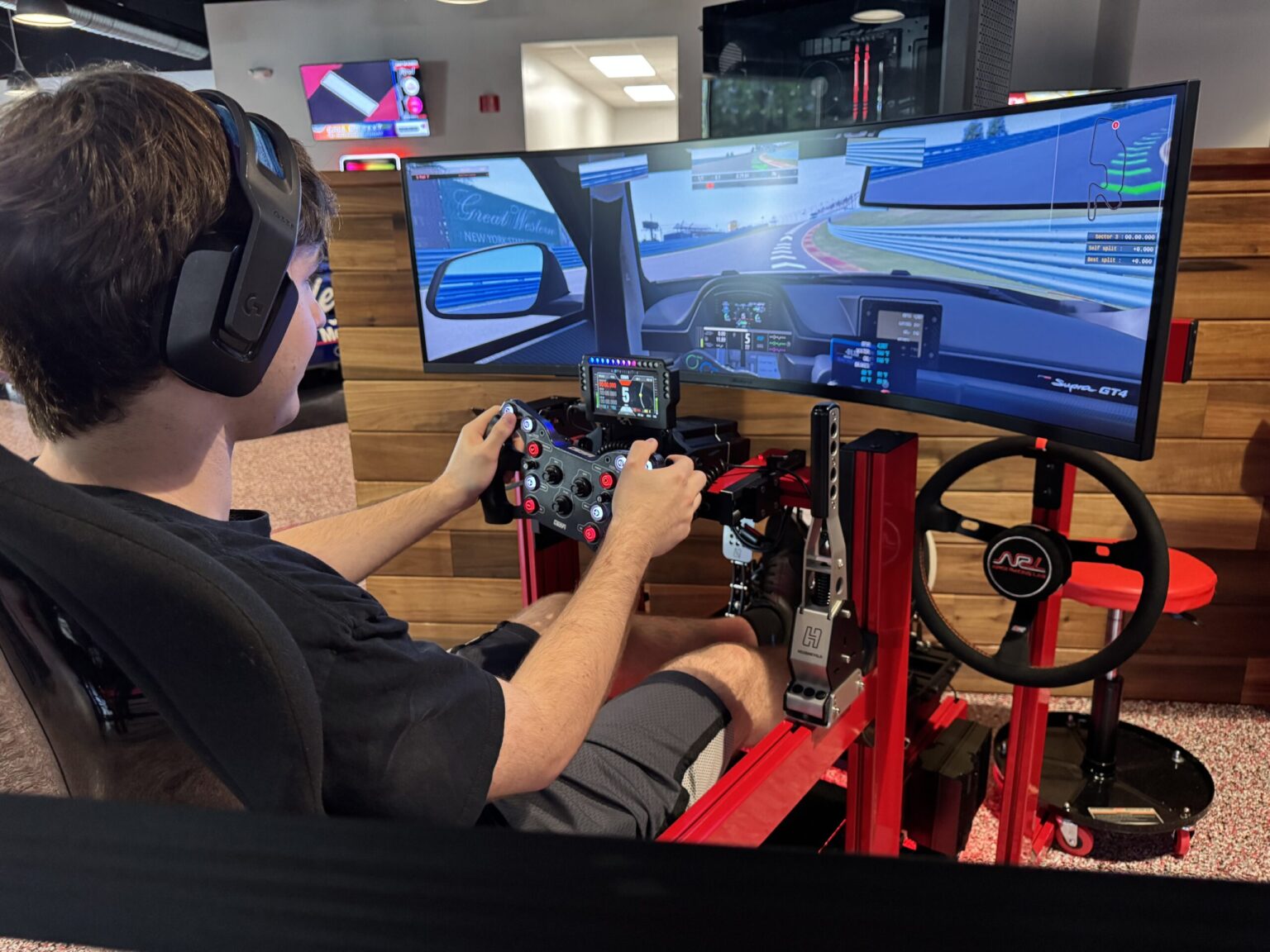 Apex Racing Lab: Racing That Feels Real - 5 West Mag